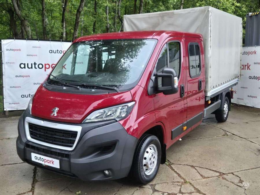 Red Peugeot Boxer 2020 in Vilnius, with an engine capacity of 2.18 L and mileage of 109 thousand km for 13999 €, photo 1 on AUTOMOTO.COM.LV