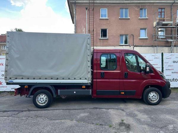 Red Peugeot Boxer 2020 in Klaipeda, with an engine capacity of 2.18 L and mileage of 136 thousand km for 13500 €, photo 7 on AUTOMOTO.COM.LV