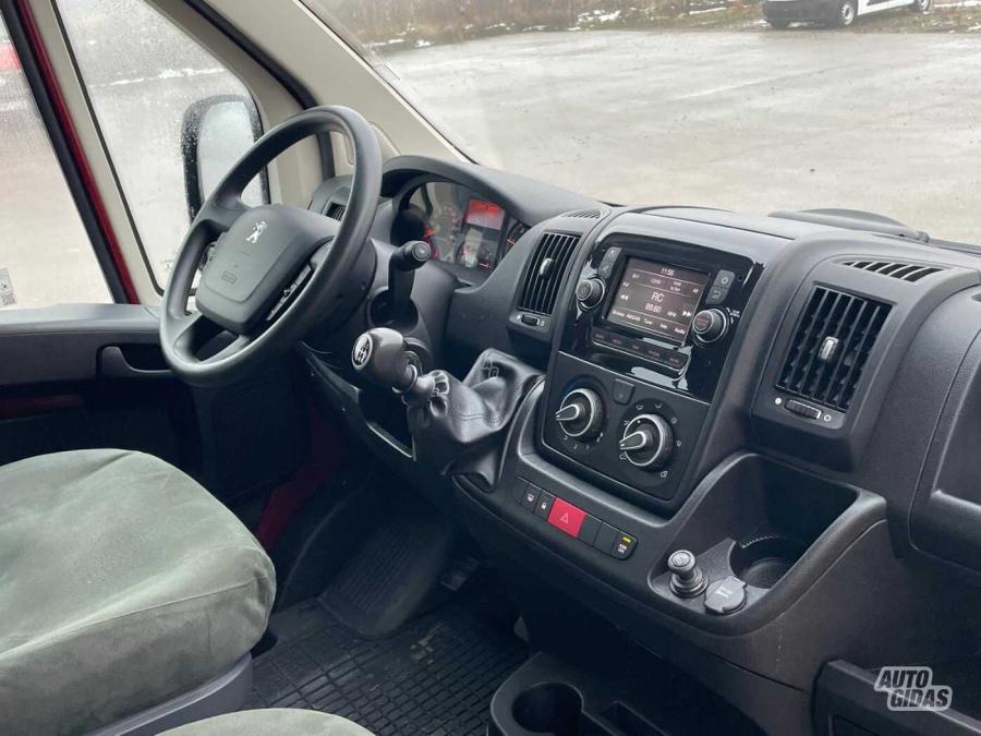Sarkans Peugeot Boxer 2021 Viļņa, ar dzinēja tilpumu 2.20 L un nobraukumu 32 tūkst. km par 19900 €, foto 7 vietnē AUTOMOTO.COM.LV