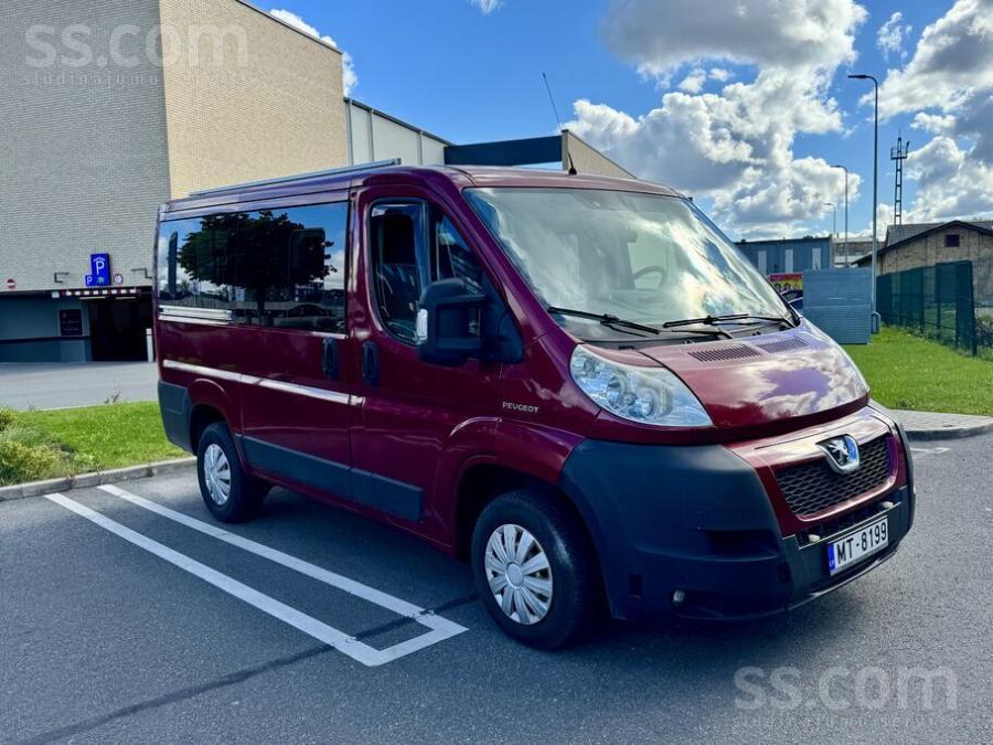 Red Peugeot Boxer 2008 in Riga, with an engine capacity of 2.20 L and mileage of 547 thousand km for 4600 €, photo 3 on AUTOMOTO.COM.LV