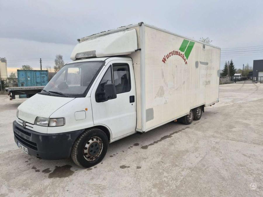 White Peugeot Boxer 1997 in Vilnius, with an engine capacity of 2.80 L and mileage of 134 thousand km for 1900 €, photo 3 on AUTOMOTO.COM.LV