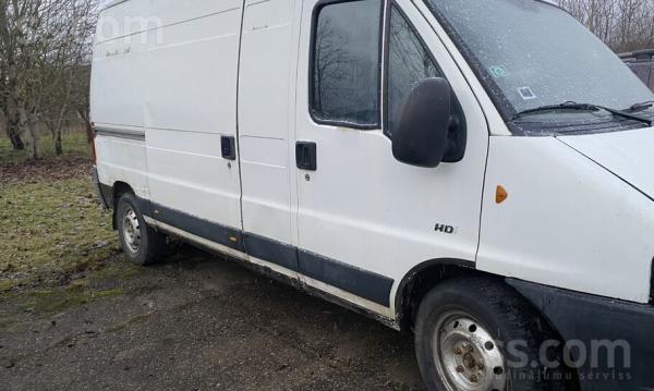 White Peugeot Boxer 2006 in Kraslava, with an engine capacity of 2.20 L and mileage of 337 thousand km for 880 €, photo 1 on AUTOMOTO.COM.LV