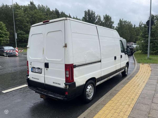 Balts Peugeot Boxer 2006 Viļņa, ar dzinēja tilpumu 2.80 L un nobraukumu 380 tūkst. km par 2000 €, foto 3 vietnē AUTOMOTO.COM.LV