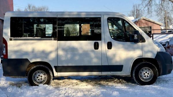 White Peugeot Boxer 2010 in Ukmerge, with an engine capacity of 2.20 L and mileage of 211 thousand km for 4950 €, photo 7 on AUTOMOTO.COM.LV