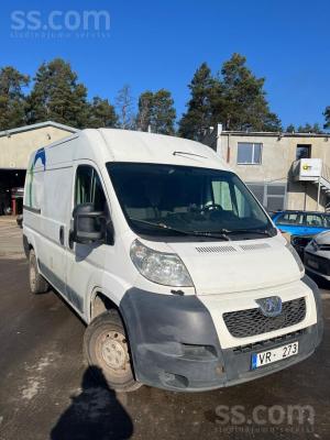 Balts Peugeot Boxer 2011 Rīga, ar dzinēja tilpumu 2.10 L un nobraukumu 404 tūkst. km par 2500 €, foto 3 vietnē AUTOMOTO.COM.LV