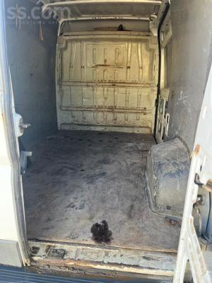 Balts Peugeot Boxer 2011 Rīga, ar dzinēja tilpumu 2.10 L un nobraukumu 404 tūkst. km par 2500 €, foto 7 vietnē AUTOMOTO.COM.LV