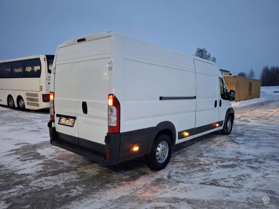 Balts Peugeot Boxer 2012 Viļņa, ar dzinēja tilpumu 2.20 L un nobraukumu 570 tūkst. km par 4750 €, foto 3 vietnē AUTOMOTO.COM.LV