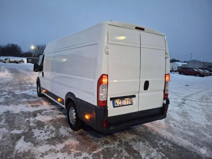 Balts Peugeot Boxer 2012 Viļņa, ar dzinēja tilpumu 2.20 L un nobraukumu 570 tūkst. km par 4750 €, foto 4 vietnē AUTOMOTO.COM.LV