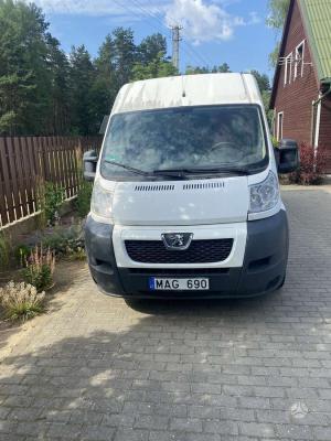 White Peugeot Boxer 2013 in Druskininkai, with an engine capacity of 2.20 L and mileage of 240 thousand km for 5500 €, photo  on AUTOMOTO.COM.LV