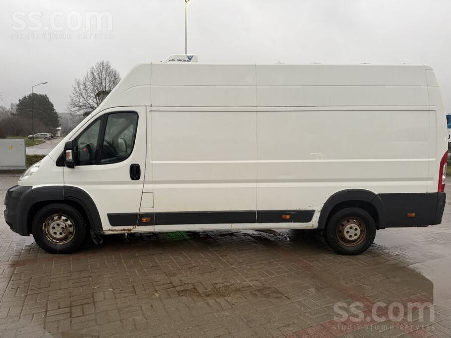 Balts Peugeot Boxer 2013 Tukums, ar dzinēja tilpumu 2.20 L un nobraukumu 387 tūkst. km par 7000 €, foto 1 vietnē AUTOMOTO.COM.LV