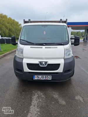 White Peugeot Boxer 2014 in Radviliskis, with an engine capacity of 3.00 L and mileage of 132 thousand km for 8591 €, photo 1 on AUTOMOTO.COM.LV