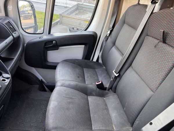 Balts Peugeot Boxer 2014 Viļņa, ar dzinēja tilpumu 2.20 L un nobraukumu 518 tūkst. km par 2600 €, foto 8 vietnē AUTOMOTO.COM.LV