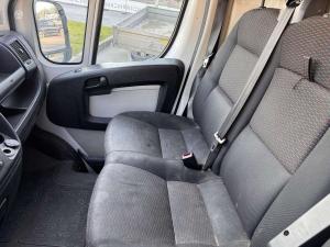 White Peugeot Boxer 2014 in Vilnius, with an engine capacity of 2.20 L and mileage of 518 thousand km for 2600 €, photo 9 on AUTOMOTO.COM.LV