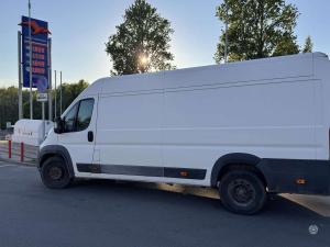 White Peugeot Boxer 2014 in Vilnius, with an engine capacity of 2.20 L and mileage of 518 thousand km for 2600 €, photo 11 on AUTOMOTO.COM.LV