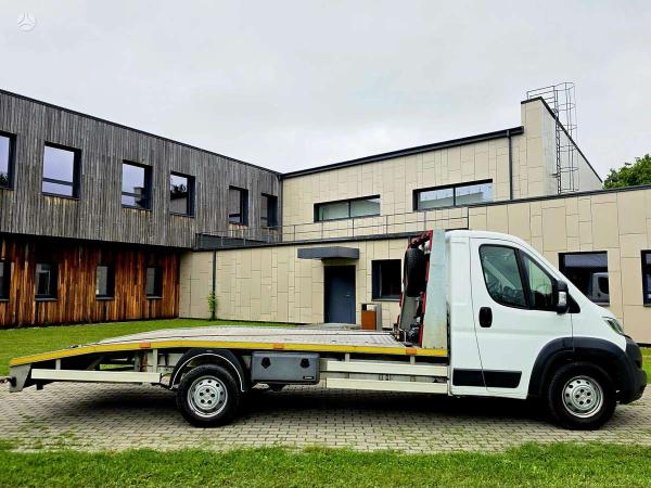 Balts Peugeot Boxer 2015 Tauragė, ar dzinēja tilpumu 3.00 L un nobraukumu 216 tūkst. km par 12500 €, foto 4 vietnē AUTOMOTO.COM.LV