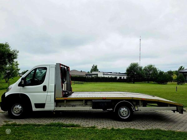 Balts Peugeot Boxer 2015 Tauragė, ar dzinēja tilpumu 3.00 L un nobraukumu 216 tūkst. km par 12500 €, foto 8 vietnē AUTOMOTO.COM.LV