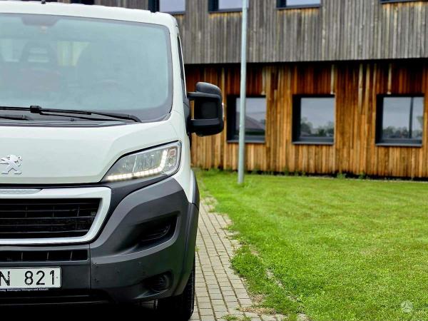 Balts Peugeot Boxer 2015 Tauragė, ar dzinēja tilpumu 3.00 L un nobraukumu 216 tūkst. km par 12500 €, foto 9 vietnē AUTOMOTO.COM.LV