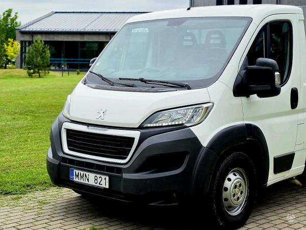 Balts Peugeot Boxer 2015 Tauragė, ar dzinēja tilpumu 3.00 L un nobraukumu 216 tūkst. km par 12500 €, foto 10 vietnē AUTOMOTO.COM.LV