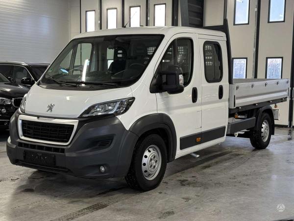 White Peugeot Boxer 2016 in Marijampole, with an engine capacity of 2.00 L and mileage of 172 thousand km for 11500 €, photo 4 on AUTOMOTO.COM.LV