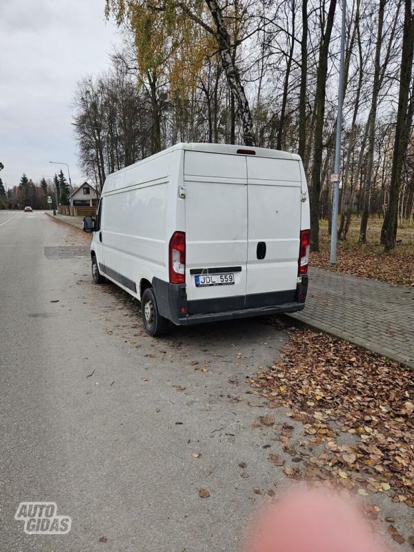 White Peugeot Boxer 2016 in Vilnius, with an engine capacity of 2.20 L and mileage of 333 thousand km for 7000 €, photo 1 on AUTOMOTO.COM.LV