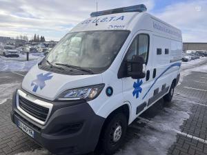 White Peugeot Boxer 2016 in Taurage, with an engine capacity of 2.20 L and mileage of 345 thousand km for 6700 €, photo  on AUTOMOTO.COM.LV
