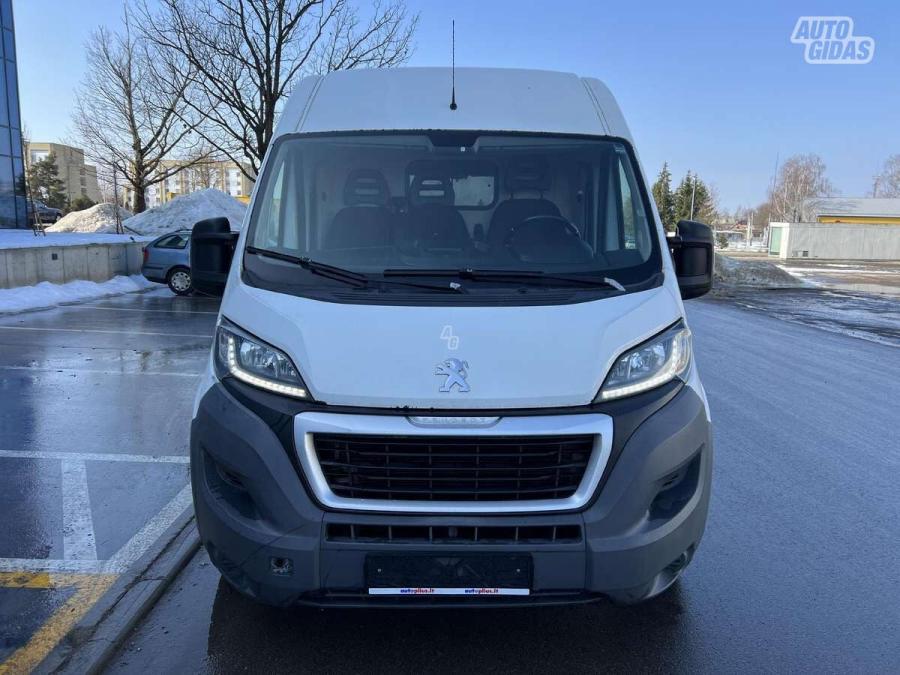 Balts Peugeot Boxer 2016 Panevēža, ar dzinēja tilpumu 2.00 L un nobraukumu 400 tūkst. km par 3900 €, foto 4 vietnē AUTOMOTO.COM.LV
