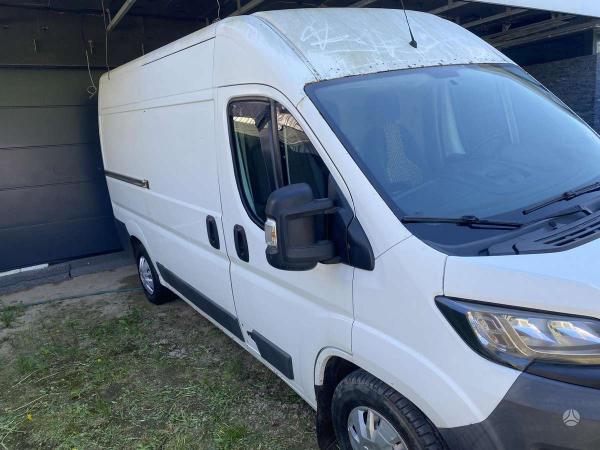 Balts Peugeot Boxer 2016 Viļņa, ar dzinēja tilpumu 2.20 L un nobraukumu 570 tūkst. km par 4000 €, foto 2 vietnē AUTOMOTO.COM.LV
