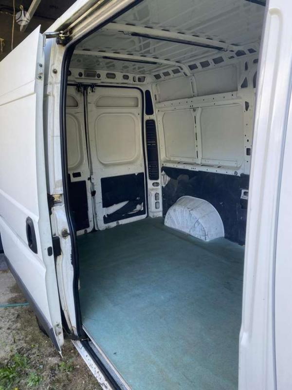 Balts Peugeot Boxer 2016 Viļņa, ar dzinēja tilpumu 2.20 L un nobraukumu 570 tūkst. km par 4000 €, foto 10 vietnē AUTOMOTO.COM.LV