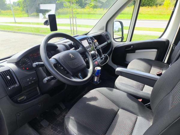 Balts Peugeot Boxer 2016 Viļņa, ar dzinēja tilpumu 2.20 L un nobraukumu 526 tūkst. km par 5000 €, foto 8 vietnē AUTOMOTO.COM.LV
