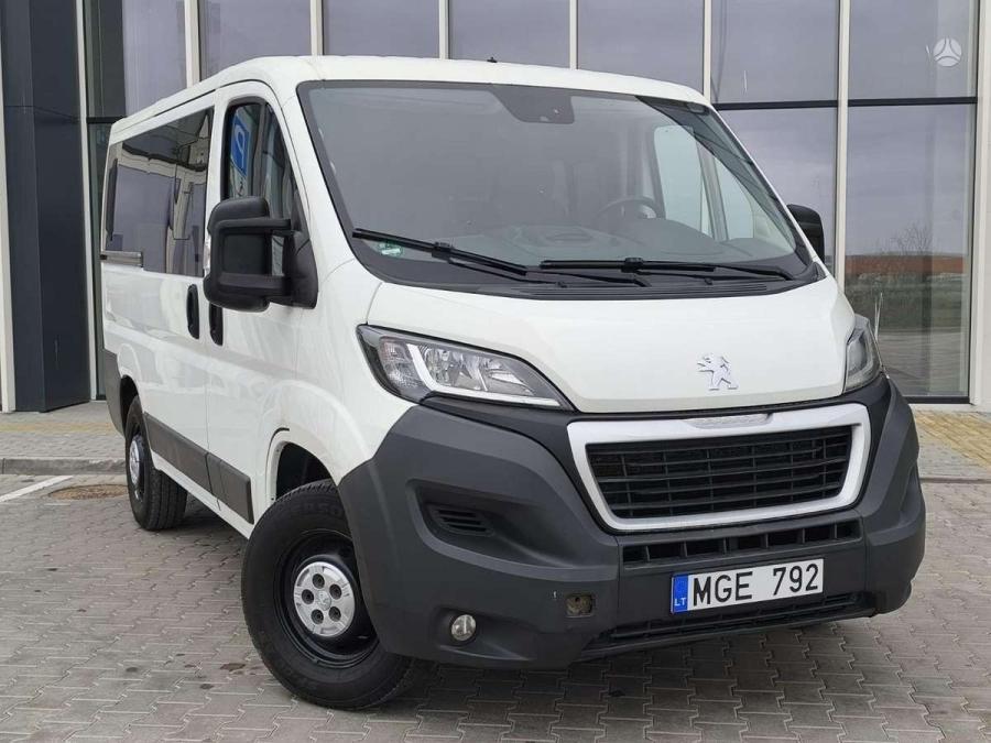 White Peugeot Boxer 2016 in Vilnius, with an engine capacity of 2.00 L and mileage of 300 thousand km for 9700 €, photo 1 on AUTOMOTO.COM.LV