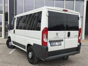 White Peugeot Boxer 2016 in Vilnius, with an engine capacity of 2.00 L and mileage of 300 thousand km for 9700 €, photo 4 on AUTOMOTO.COM.LV