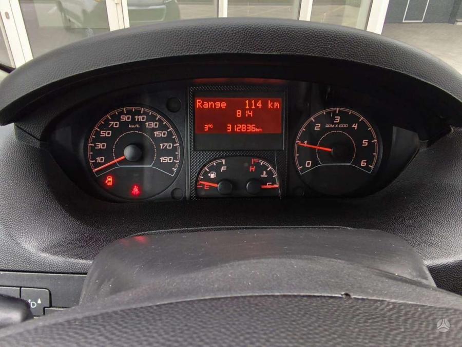White Peugeot Boxer 2016 in Vilnius, with an engine capacity of 2.00 L and mileage of 300 thousand km for 9700 €, photo 8 on AUTOMOTO.COM.LV