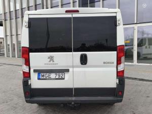 White Peugeot Boxer 2016 in Vilnius, with an engine capacity of 2.00 L and mileage of 300 thousand km for 9700 €, photo 12 on AUTOMOTO.COM.LV