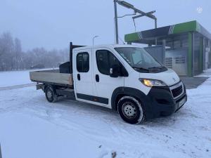 White Peugeot Boxer 2017 in Taurage, with an engine capacity of 2.00 L and mileage of 195 thousand km for 7400 €, photo  on AUTOMOTO.COM.LV