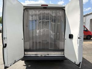 White Peugeot Boxer 2017 in Vilnius, with an engine capacity of 2.00 L and mileage of 432 thousand km for 8990 €, photo 15 on AUTOMOTO.COM.LV