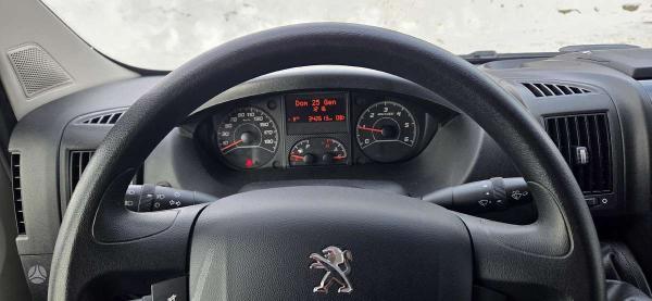 Balts Peugeot Boxer 2018 Tauragė, ar dzinēja tilpumu 2.00 L un nobraukumu 340 tūkst. km par 6900 €, foto 9 vietnē AUTOMOTO.COM.LV
