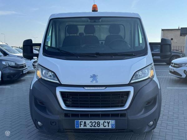 Balts Peugeot Boxer 2018 Tauragė, ar dzinēja tilpumu 2.00 L un nobraukumu 143 tūkst. km par 13999 €, foto 2 vietnē AUTOMOTO.COM.LV