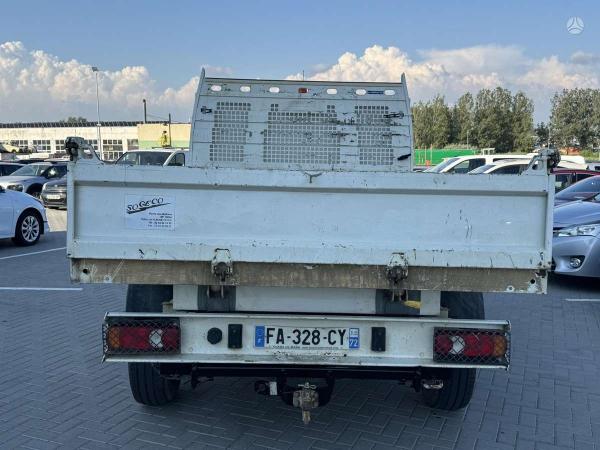 Balts Peugeot Boxer 2018 Tauragė, ar dzinēja tilpumu 2.00 L un nobraukumu 143 tūkst. km par 13999 €, foto 5 vietnē AUTOMOTO.COM.LV