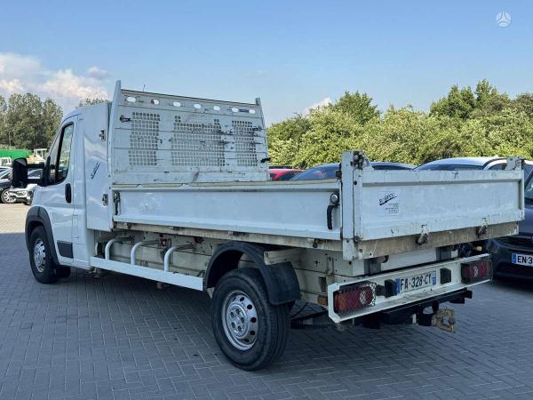 Balts Peugeot Boxer 2018 Tauragė, ar dzinēja tilpumu 2.00 L un nobraukumu 143 tūkst. km par 13999 €, foto 6 vietnē AUTOMOTO.COM.LV