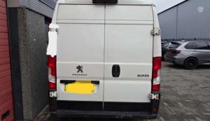 White Peugeot Boxer 2018 in Kaunas, with an engine capacity of 2.00 L and mileage of 240 thousand km for 4999 €, photo 13 on AUTOMOTO.COM.LV