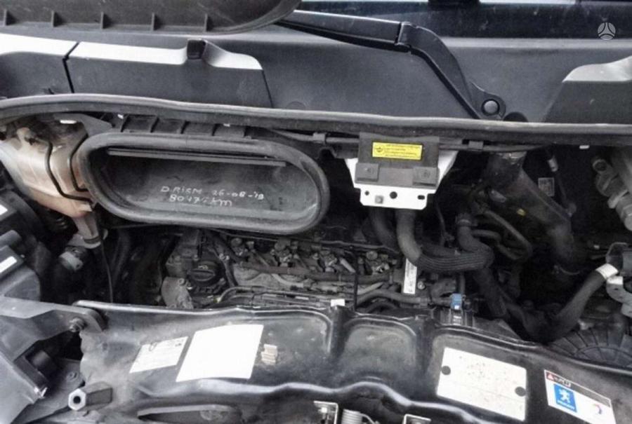 White Peugeot Boxer 2018 in Kaunas, with an engine capacity of 2.00 L and mileage of 240 thousand km for 4999 €, photo 20 on AUTOMOTO.COM.LV