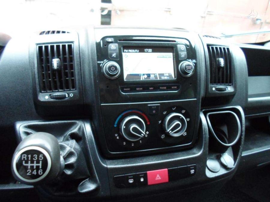 Balts Peugeot Boxer 2018 Šauļi, ar dzinēja tilpumu 2.00 L un nobraukumu 146 tūkst. km par 13700 €, foto 7 vietnē AUTOMOTO.COM.LV