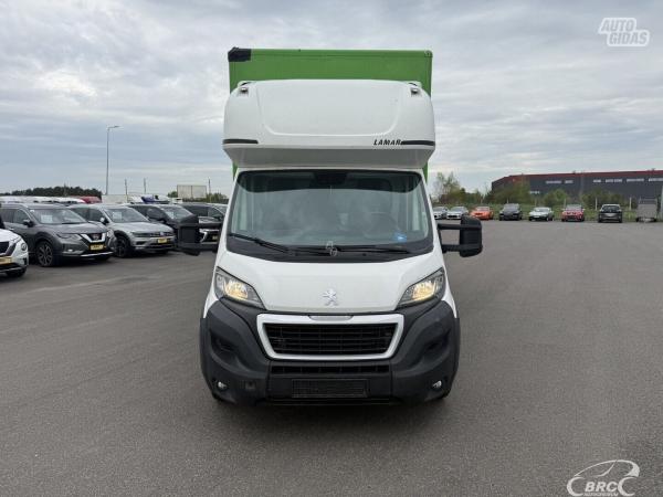 White Peugeot Boxer 2019 in Avizieniai, with an engine capacity of 2.00 L and mileage of 341 thousand km for 11900 €, photo 2 on AUTOMOTO.COM.LV