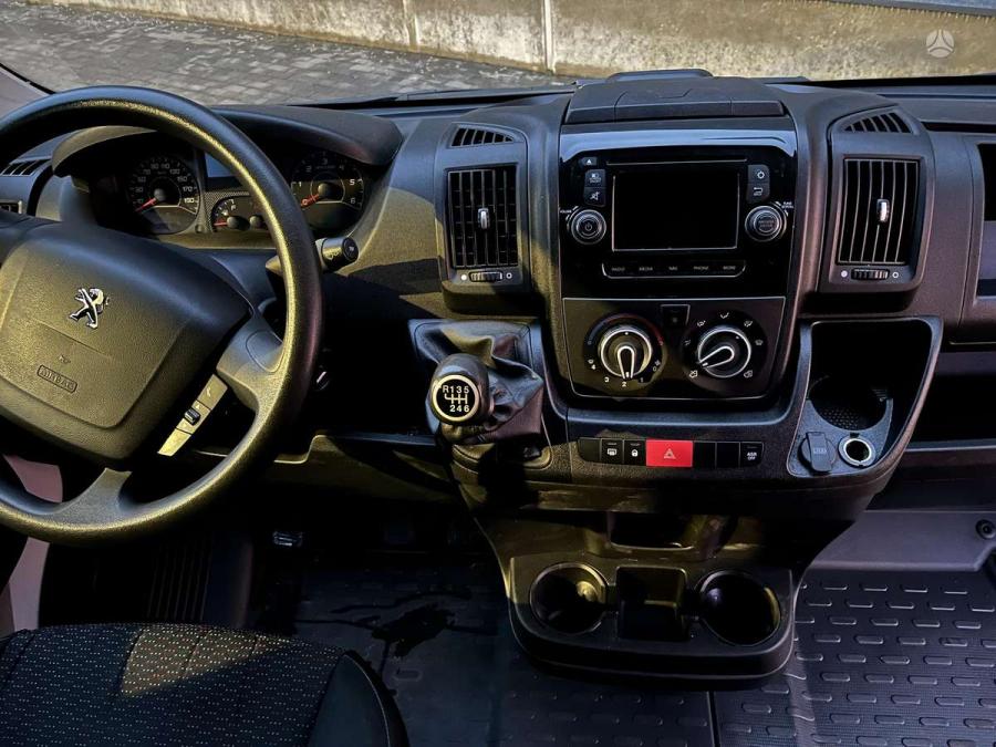 Balts Peugeot Boxer 2019 Rīga, ar dzinēja tilpumu 2.00 L un nobraukumu 293 tūkst. km par 10990 €, foto 6 vietnē AUTOMOTO.COM.LV