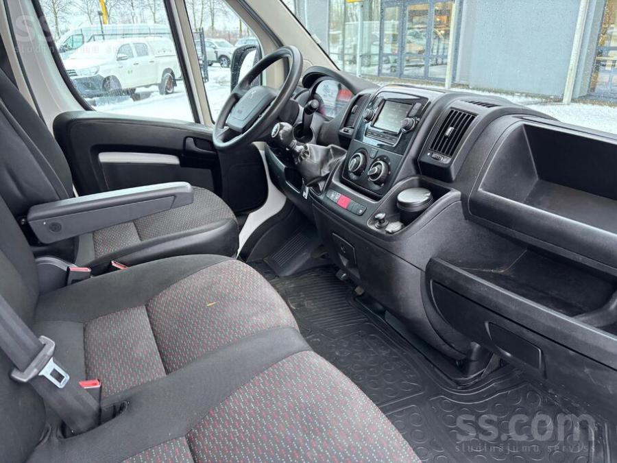 Balts Peugeot Boxer 2020 Liepāja, ar dzinēja tilpumu 2.20 L un nobraukumu 179 tūkst. km par 7790 €, foto 17 vietnē AUTOMOTO.COM.LV