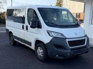 White Peugeot Boxer 2020 in Vilnius, with an engine capacity of 2.20 L and mileage of 212 thousand km for 7999 €, photo 2 on AUTOMOTO.COM.LV
