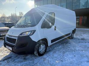 White Peugeot Boxer 2020 in Vilnius, with an engine capacity of 2.18 L and mileage of 206 thousand km for 9900 €, photo  on AUTOMOTO.COM.LV