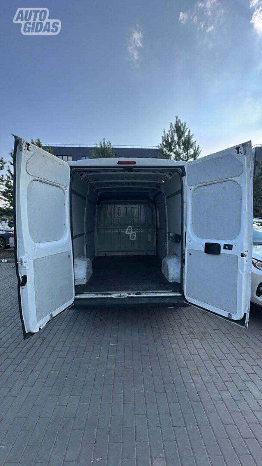 Белый Пежо Boxer 2020 в Вильнюс, объемом двигателя 2.20 л и пробегом 150 тыс. км за 10950 €, фото 4 на AUTOMOTO.COM.LV