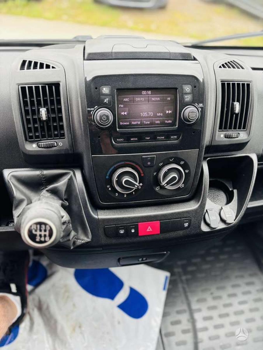 White Peugeot Boxer 2020 in Taurage, with an engine capacity of 2.19 L and mileage of 226 thousand km for 6700 €, photo 14 on AUTOMOTO.COM.LV