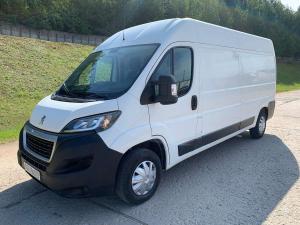 White Peugeot Boxer 2020 in Vilnius, with an engine capacity of 2.18 L and mileage of 188 thousand km for 10164 €, photo 3 on AUTOMOTO.COM.LV